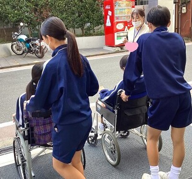 職業体験～2日目～｜スーパー・コート 今里(大阪市東成区)｜LIFULL 介護(ライフル介護)