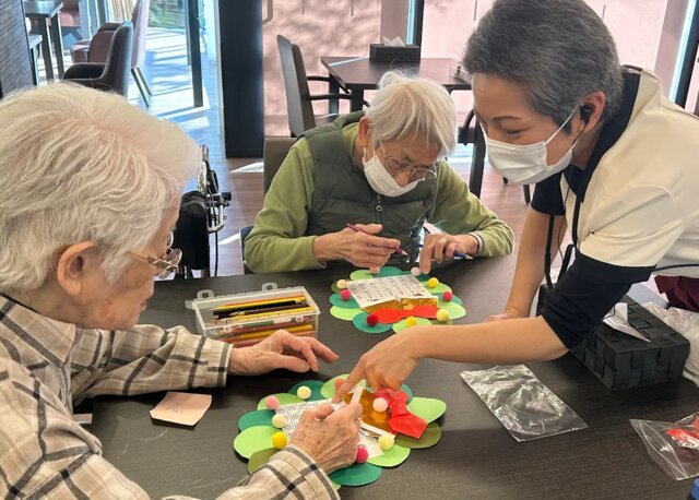 11月のカレンダー制作(*ˊᗜˋ*)♡｜スーパー・コート プレミアム宇治(京都府宇治市)｜LIFULL 介護(ライフル介護)